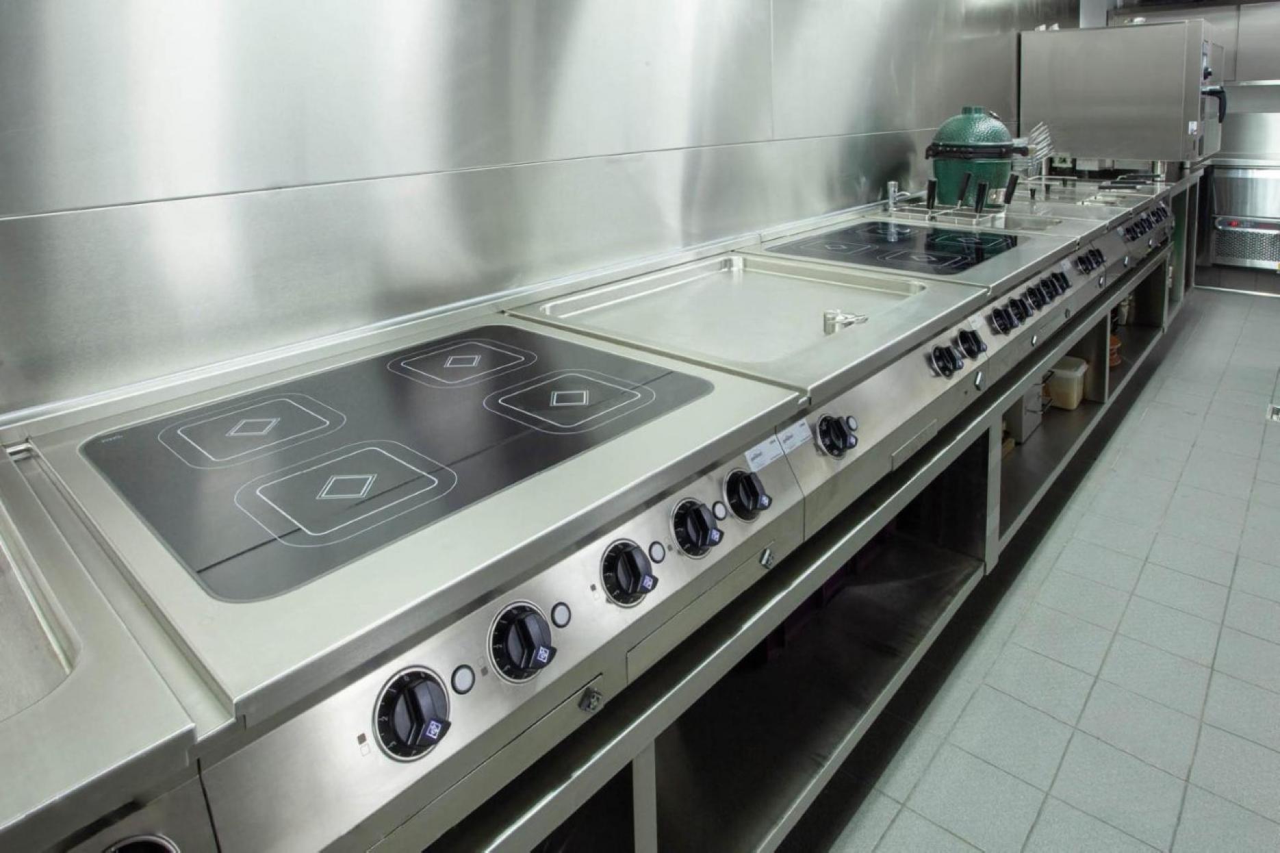 MKN combines appliances for front of house cooking | Craft Guild of Chefs